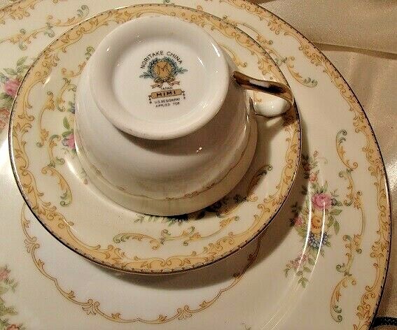 4-pc Noritake Mimi Dinner & Bread/Butter Plates Footed Cup and Saucer ...