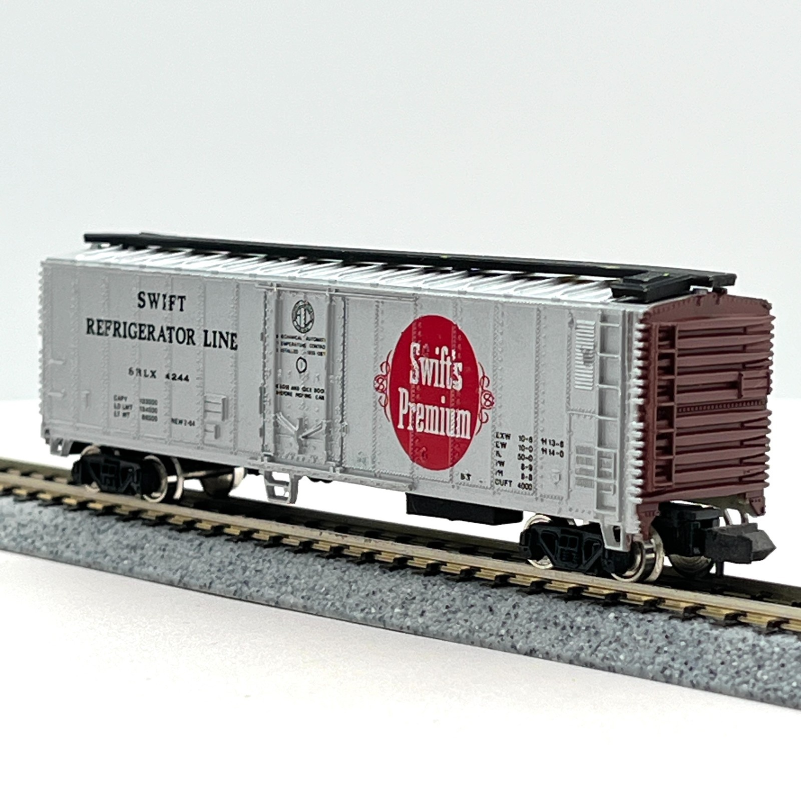 Bachmann Swift Refrigerator Line 50ft Mechanical Reefer SRLX 4244 N ...