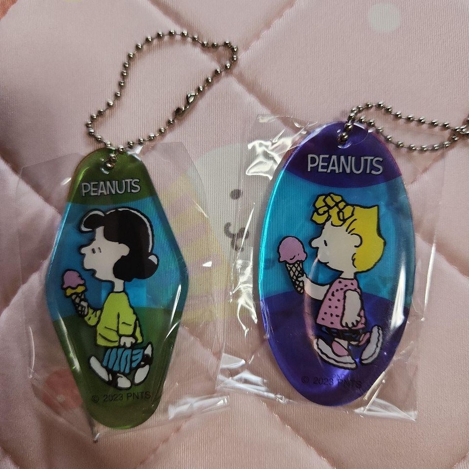 Snoopy Peanuts Clear Keychain Set of 2 - Sally & Lucy Characters | eBay