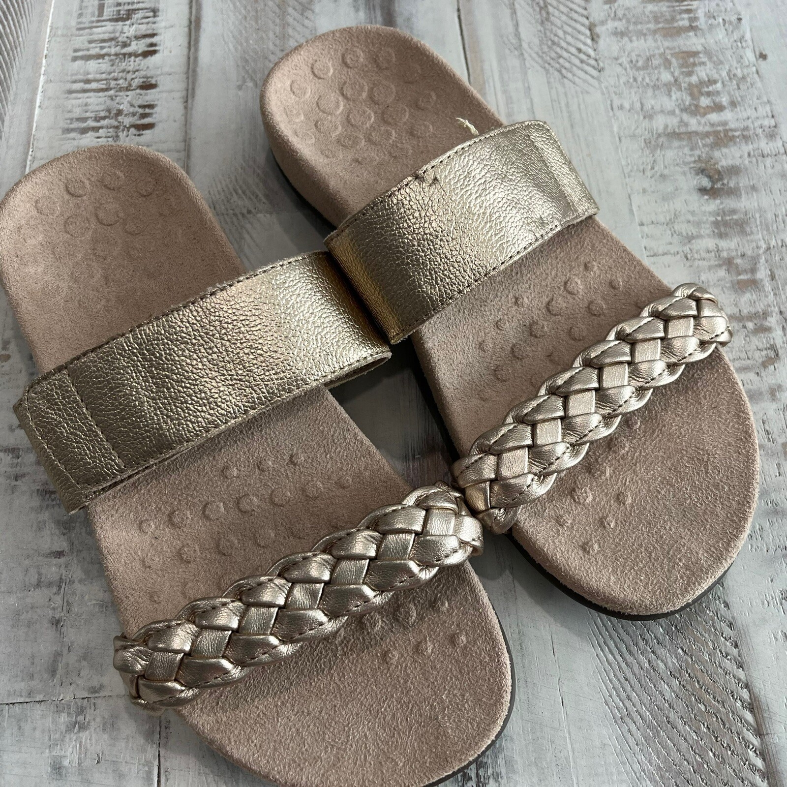 Vionic Women's Jeanne Sandal Size 7.5 Gold Metallic Leather Braided | eBay