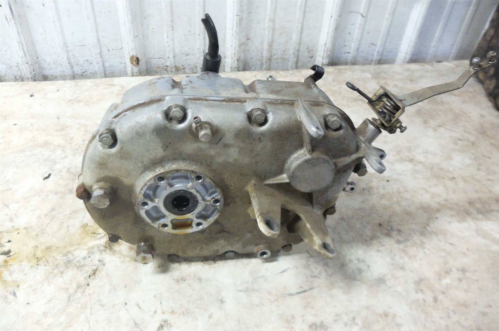 Yamaha Gas 2 Stroke Golf Cart G1 G 1 rear drive hub differential gear ...