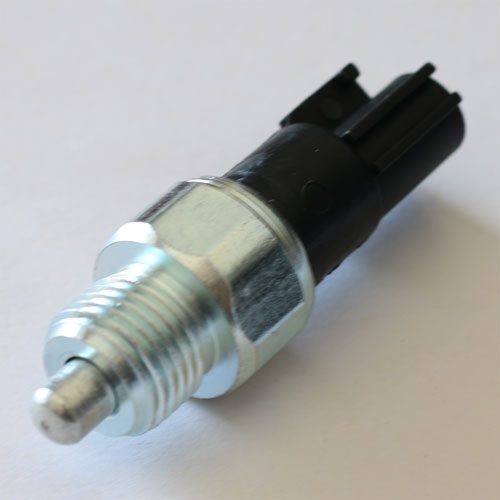 REVERSE LIGHT SWITCH REPLACEMENT FOR NISSAN SENTRA ALTIMA X-TRAIL GT-R ...