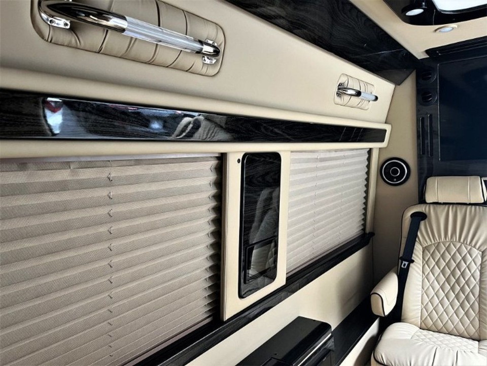 2020 Mercedes-Benz Sprinter Limo Van 3500 High Roof 170 EXT Luxury ...