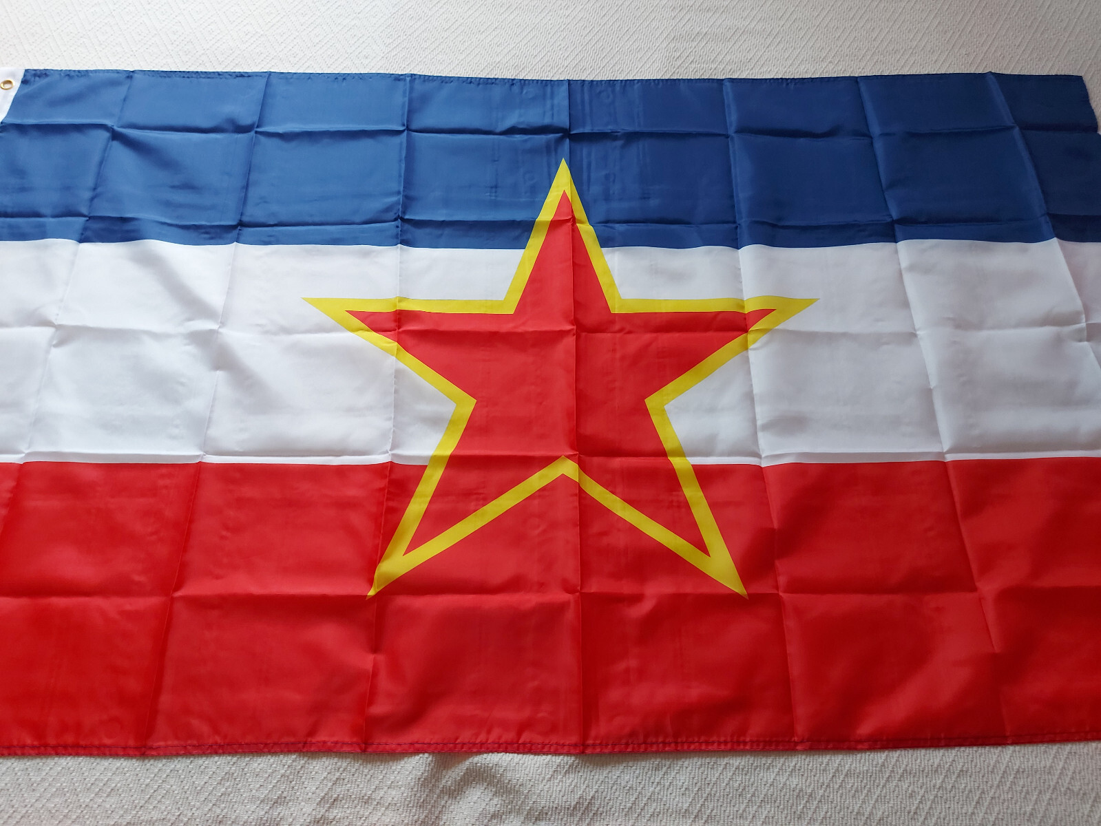 SFRJ Yugoslavia Flag - approx 150 x 90cm (59 x 35in) | eBay