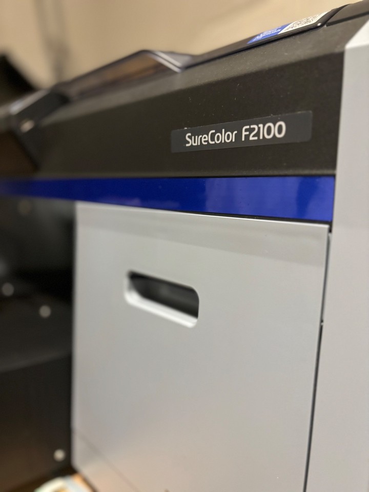 Epson SureColor SC-F2100 direct-to-garment printer DTG pre treatment ...