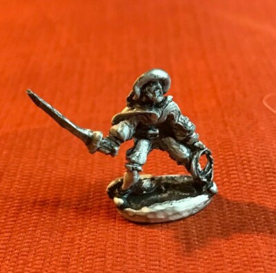 adventurer swordsman whip fighter bard broad sword 1981 metal d&d mini ...