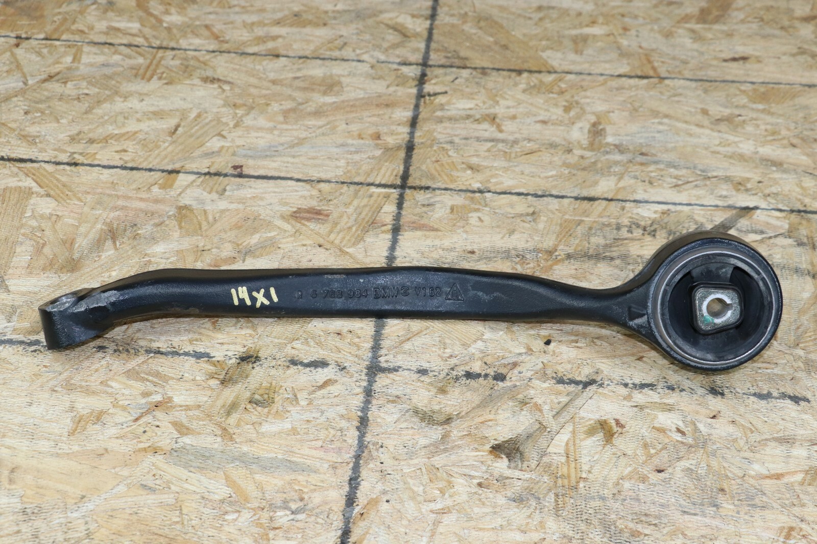 Right Front Passenger Side Lower Control Arm Wishbone OEM BMW E84 E92 X ...