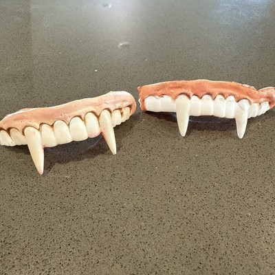 VINTAGE Halloween FANGS Vampire Monster Creature SCARYTeeth Easter ...