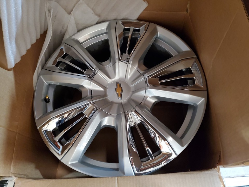 Original Finish 22" Chevy High Country Silverado Tahoe OEM Wheels Rims ...