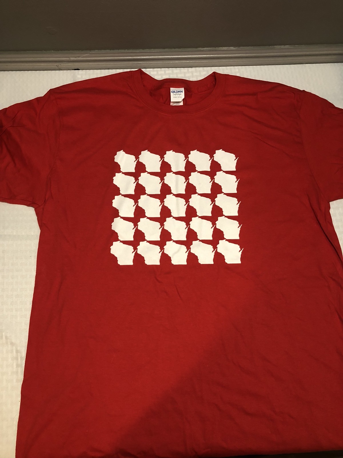 Wisconsin Badgers Mens Womens Unisex Tshirt Red White NWT Wisconsin ...