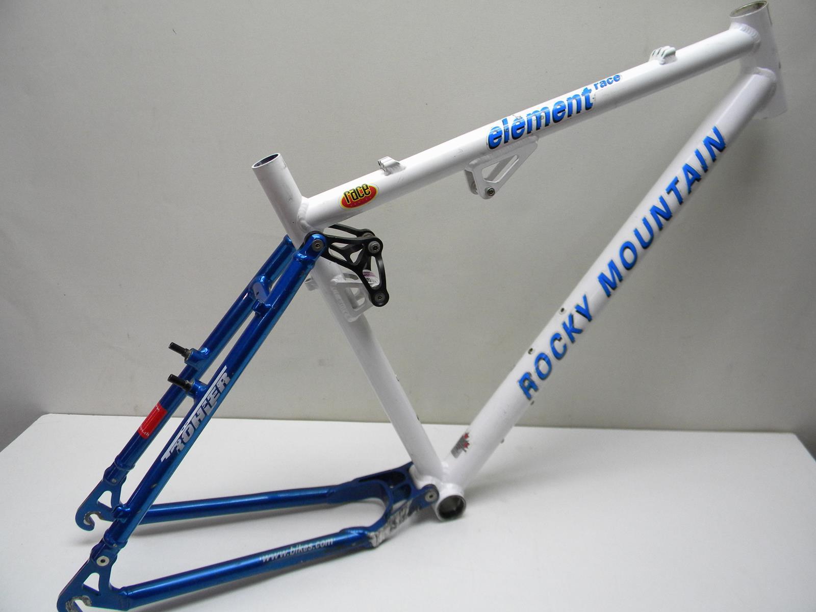 1997 RM Element Race | Retrobike