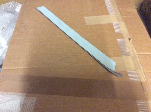 TRIUMPH SPITFIRE MKIV/1500 GT6 MK3 WINDSCREEN GUTTER DRIP CHANNEL R/H ...