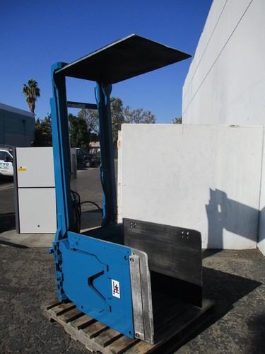 RIGHTLINE MODEL LCVM003 2500 LB. FORKLIFT CARTON CLAMP ATTACHMENT | eBay