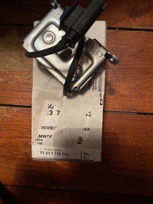 BMW GENUINE X5 X6 LOCK F HOOD 51237178753 | eBay