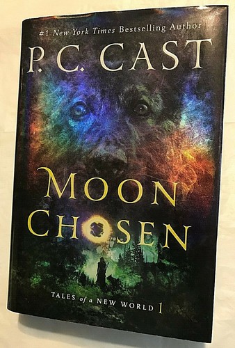 P. C. Cast MOON CHOSEN First Edition 1st Printing New World 1 Clan ...