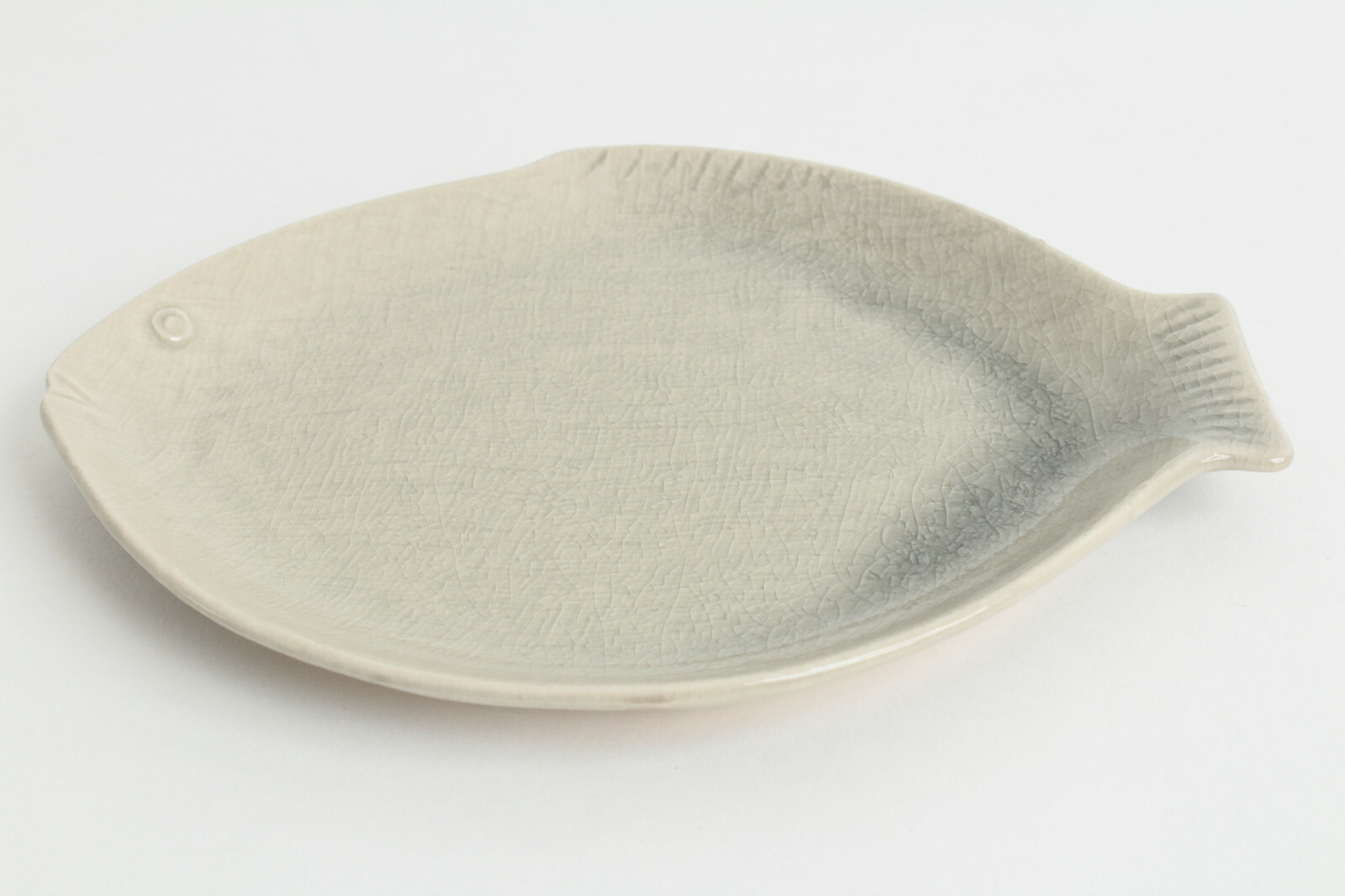 Seto ware Japanese Pottery Dish Plate Mola Mola Fish shape Cream made ...
