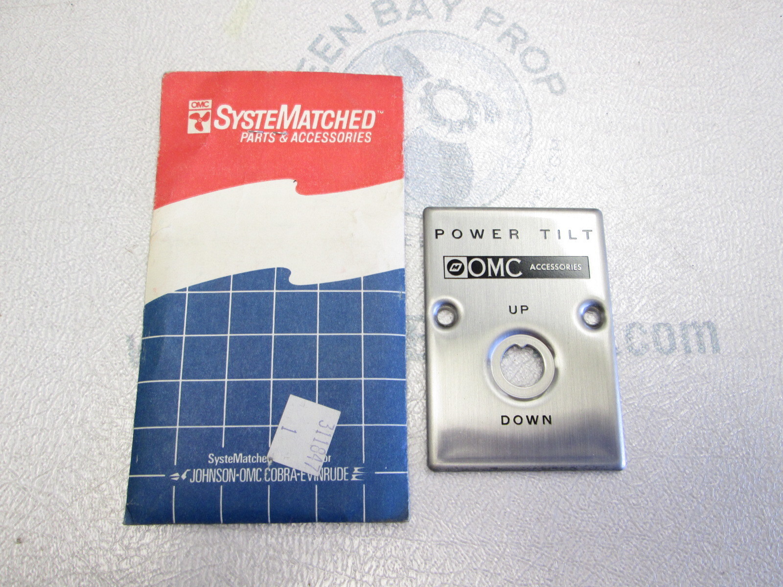 0311847 311847 OMC Cobra & Stringer Power Tilt Switch Plate | eBay