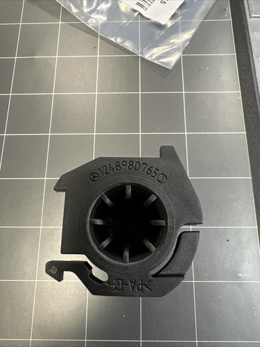 Genuine Mercedes Benz Spare Tire Cover Bolt 1248980765 NEW free ...