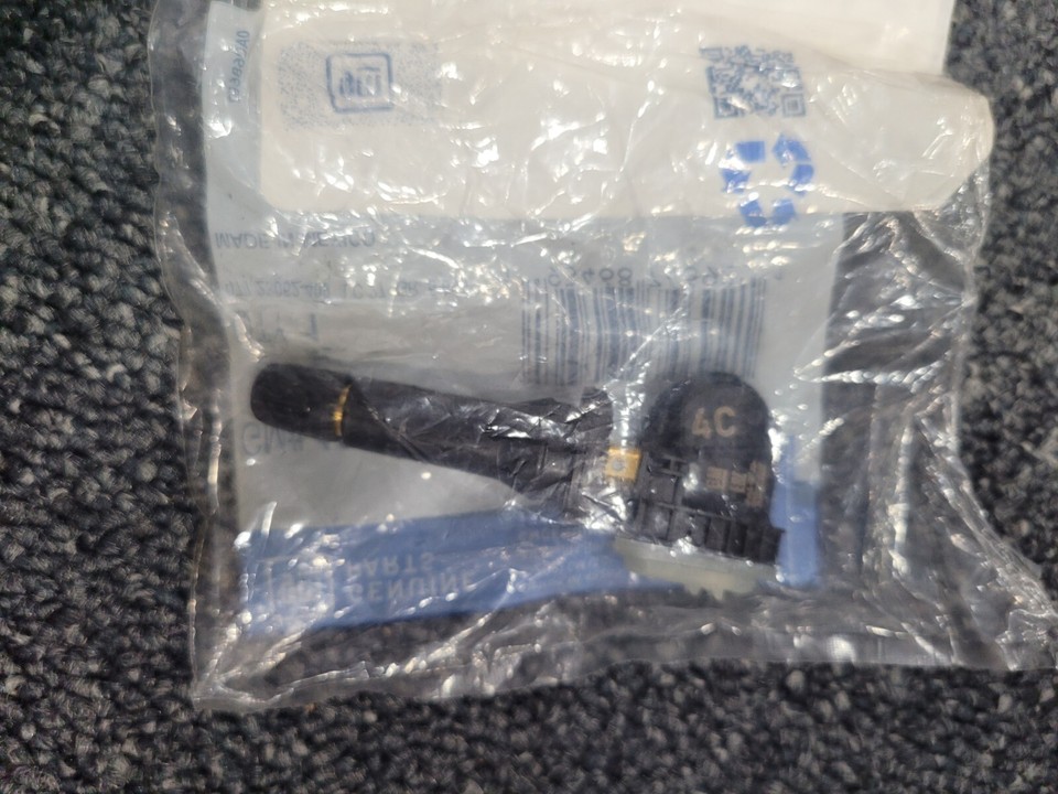 Genuine OEM GMC Chevy Buick Cadillac Snap-In TPMS Tire Pressure Sensor ...