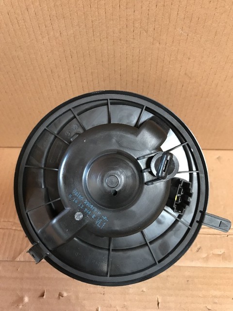 1k1819015e Genuine VW Blower Motor VOLKSWAGEN Jetta PASSAT Golf Rabbit ...