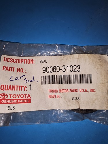 NEW OEM Genuine Toyota Engine Camshaft Seal 90080-31023 9008031023 (B1 ...