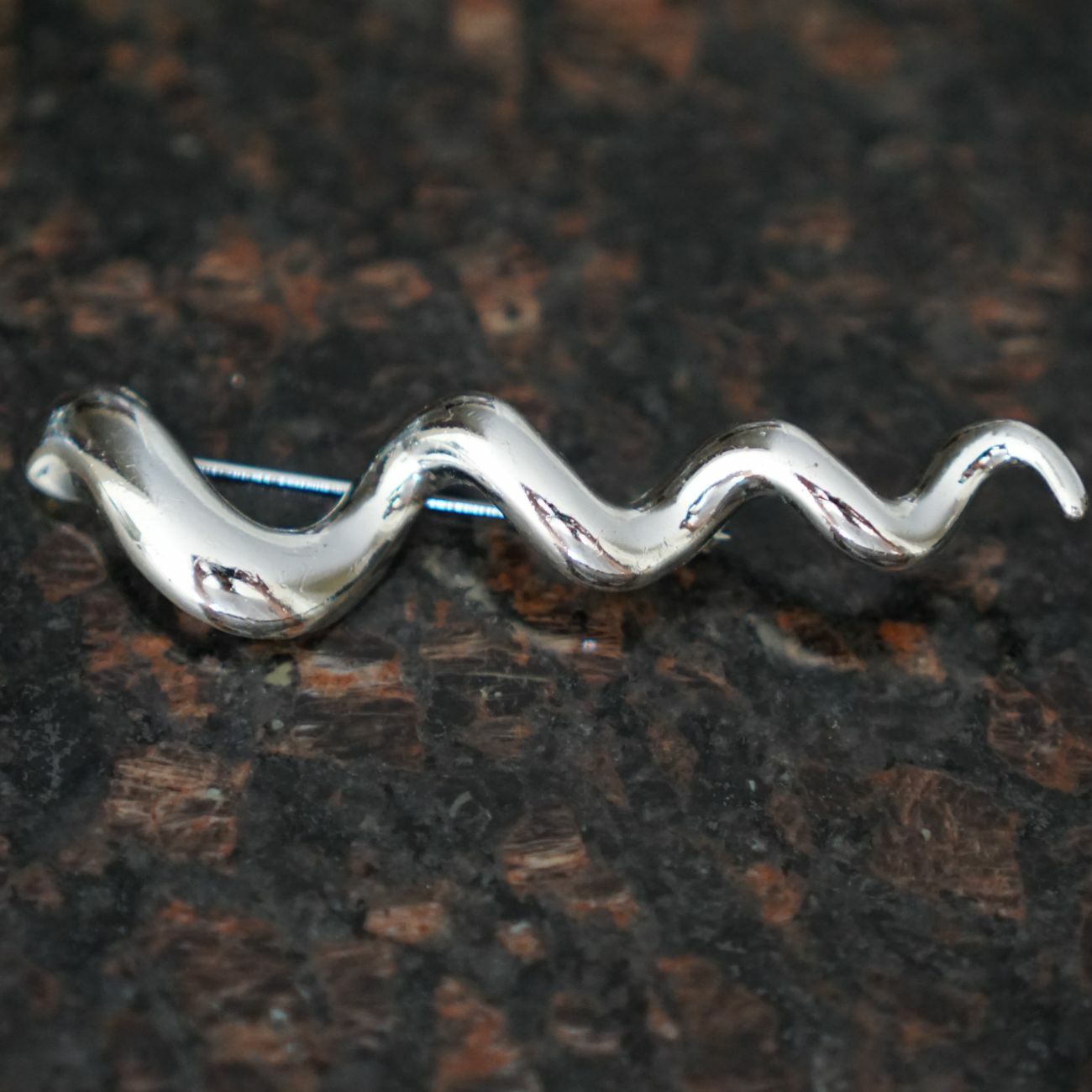 Vintage Silver Tone Metal Brooch - Squiggly Line Modernist | eBay