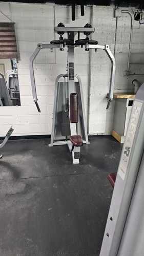 Precor Icarian Full Commercial Gym Circuit Including 8 Station Jungle ...