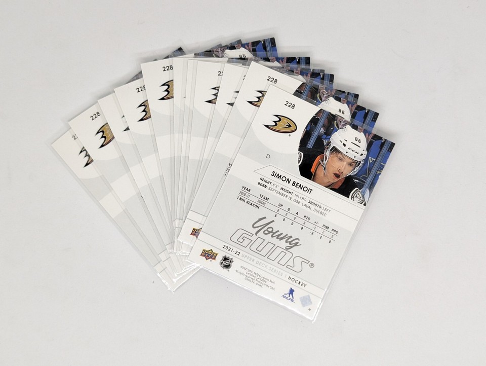 (11) CARD LOT - 2021-22 Upper Deck Young Guns #228 Simon Benoit RC | eBay