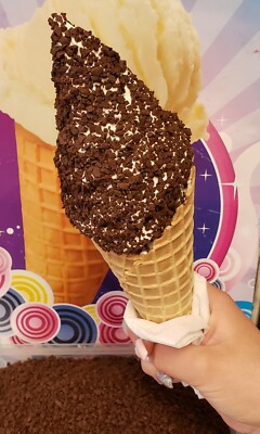 Chocolate crunch Ice Cream cake Topping Sprinkles cake decor carvel no ...