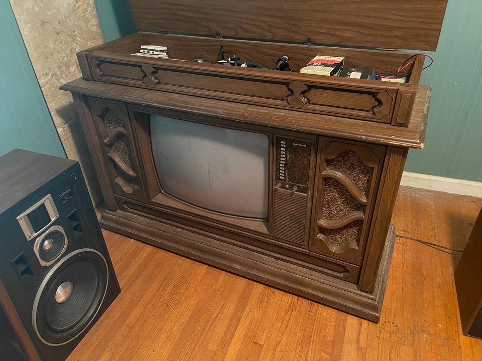 Vintage Curtis Mathes TV, Stereo and Vinyl Console with 2-set Technics ...