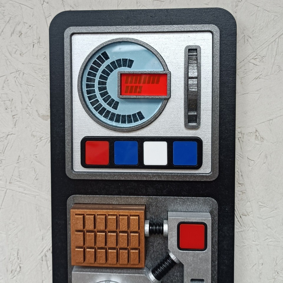 Sci-Fi inspired tall vertical Control Panel, 3d Prop Replica futuristic ...