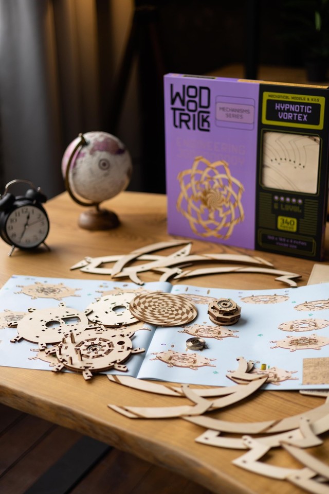 Hypnotic Vortex Kinetic Optical Illusion 3D Wooden Puzzles for Adults ...