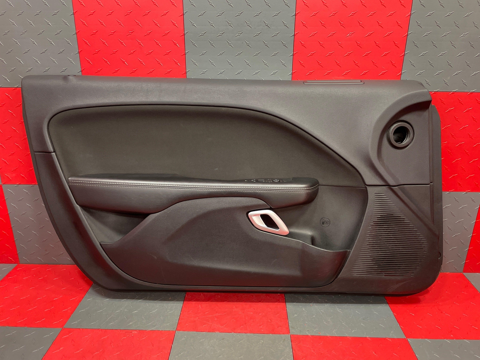 2015-2021 Dodge Challenger LH Driver Front Door Interior Trim Panel ...
