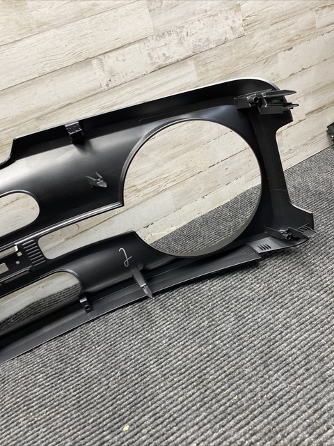 Ford M2DZ8200DAPTM Front Grille for sale online | eBay