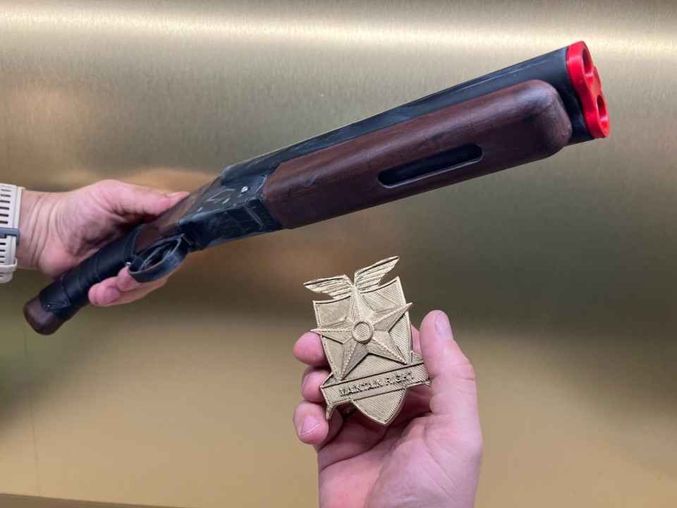 MAD MAX shotgun with BADGE - prop - cosplay - 3D printed - painted by ...