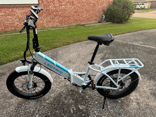 LECTRIC XP Step-Thru 3.0 White Long-Range folding eBike, barely used 3 ...