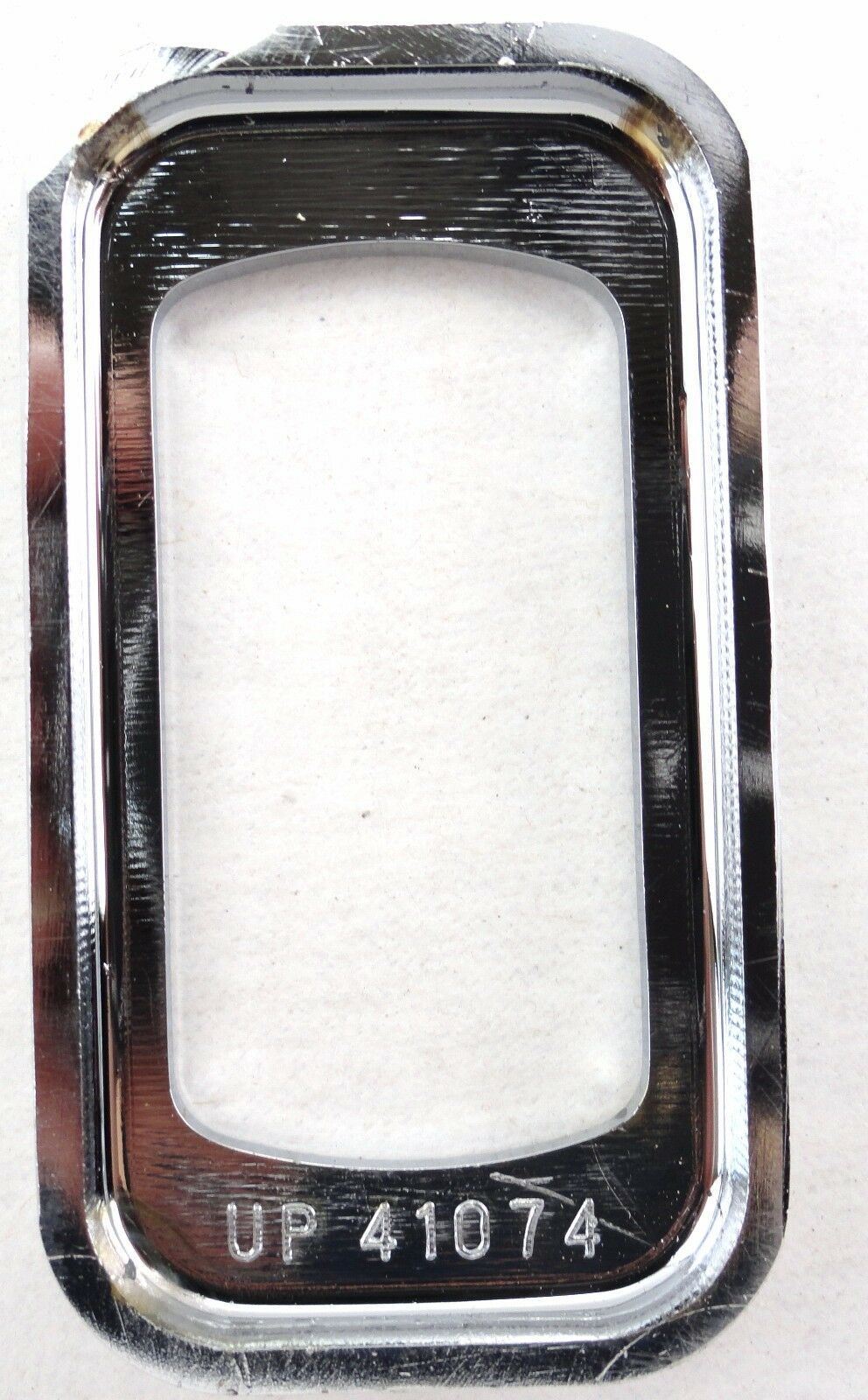 Rocker Switch Bezel/Trim for Peterbilt Kenworth Freightliner UP#41074-3 ...