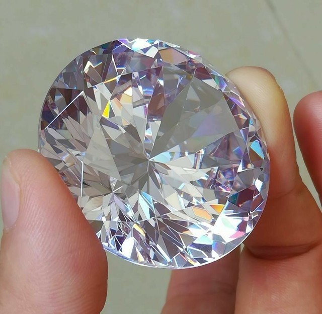Moissanite Stone