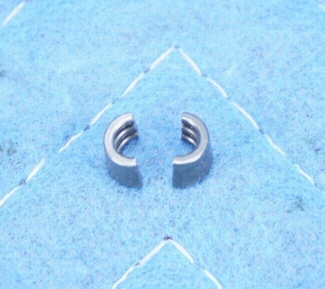 Genuine Mercedes-Benz Engine Valve Spring Retainer Keeper 0000531126 ...