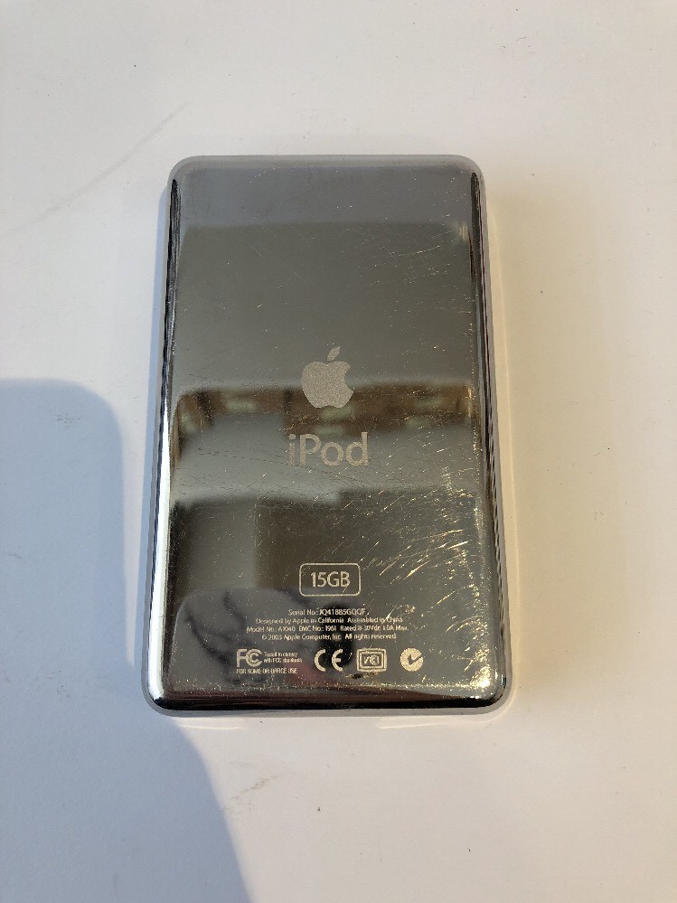 Apple iPod classic 3rd Generation White (15 GB) A1040 - New Battery ...