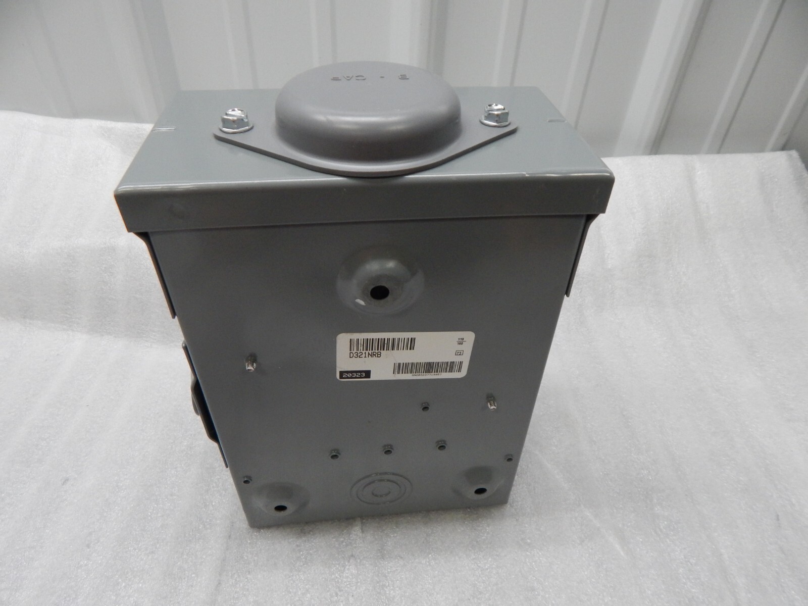 Square D D321NRB 3 Pole Safety Switch 30 Amps 240 VAC Disconnect Rain ...