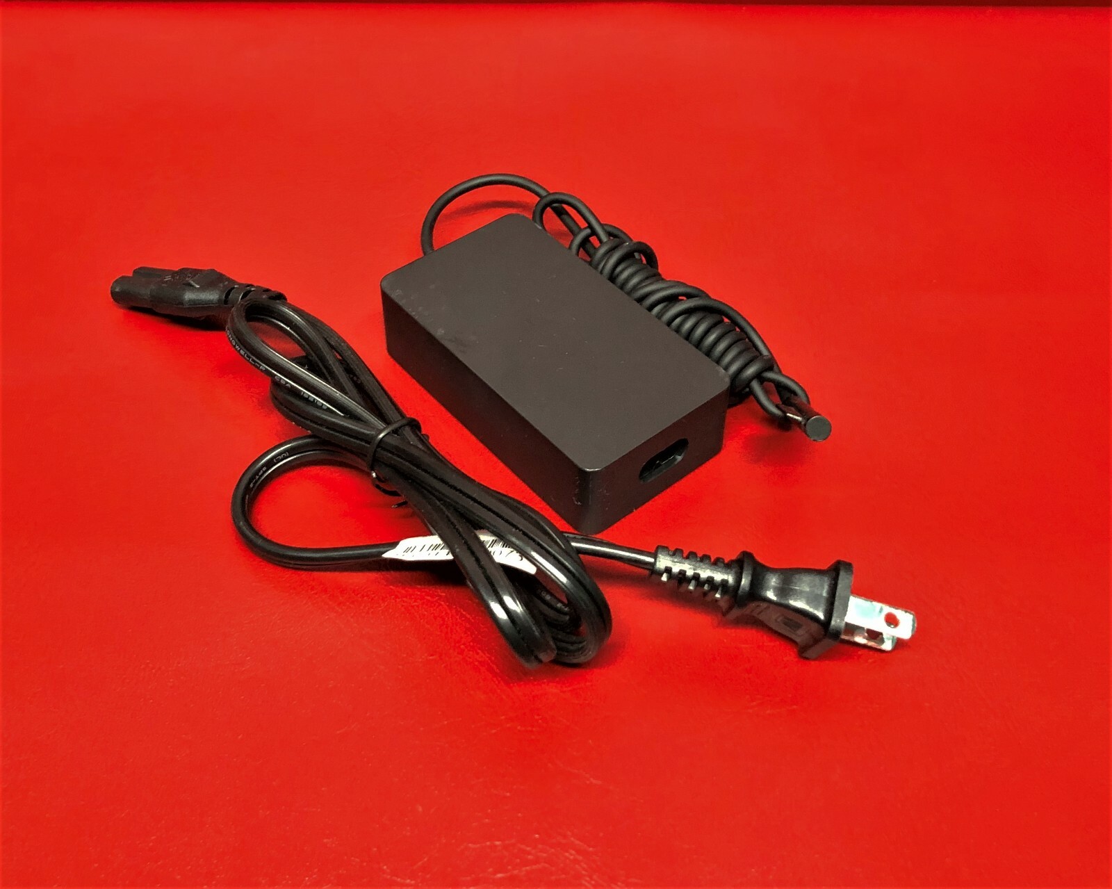 Microsoft Model 1706 65W Power Adapter for Surface Laptop / Pro / Book ...