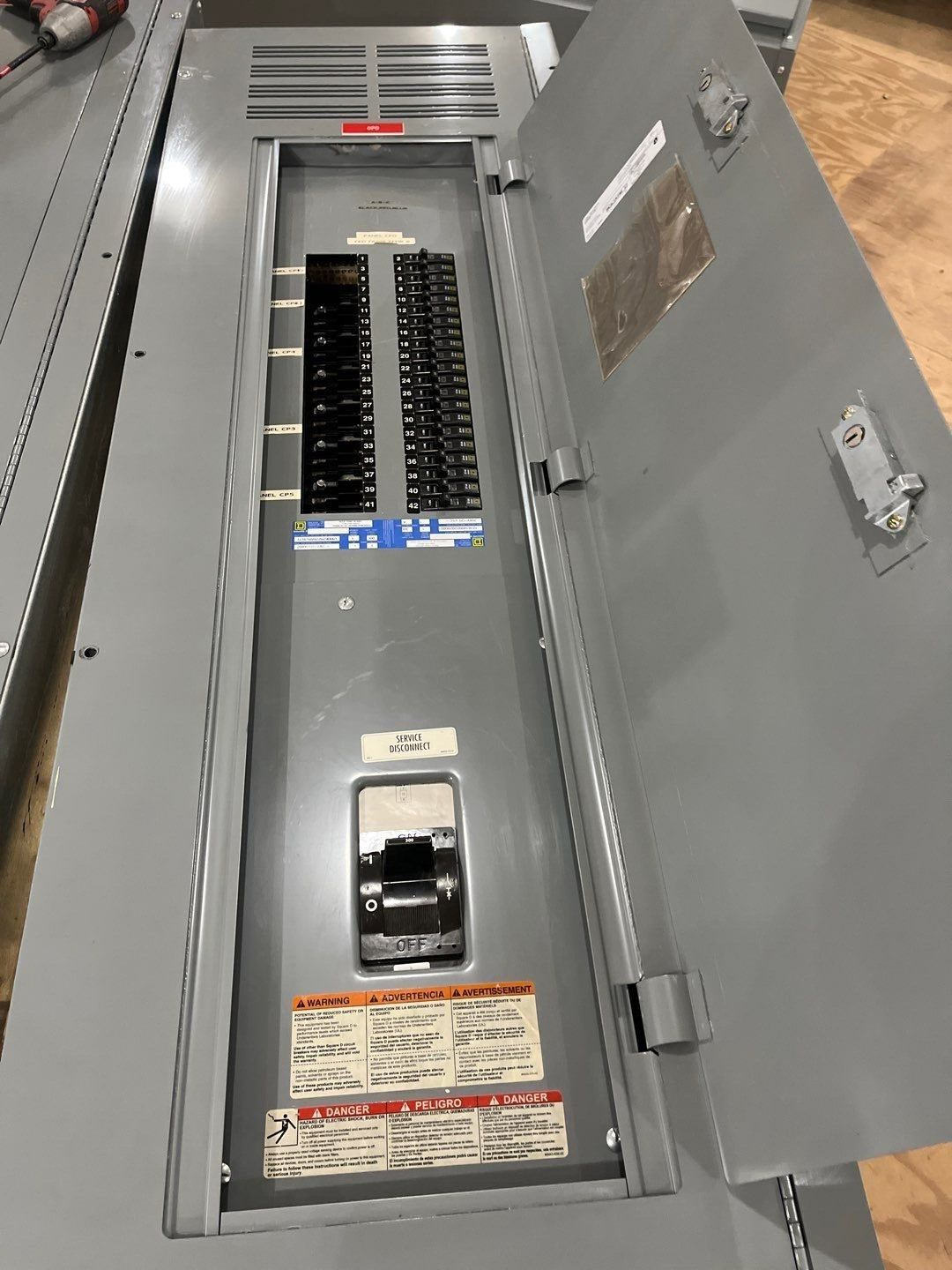 Square D NQOD 300 Amp 208 120 Volt 3 Phase 4 Wire LAP36300MB MCB square-d-nqod-300-amp-208-120-volt-3-phase-4-wire-lap36300mb-mcb