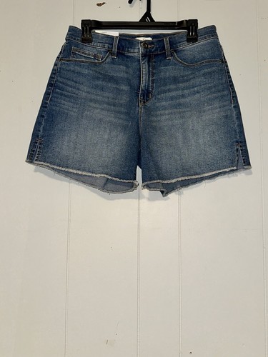 NWT Jessica Simpson Side Slit Short High Rise Frayed Hem Size 6 Relaxed ...