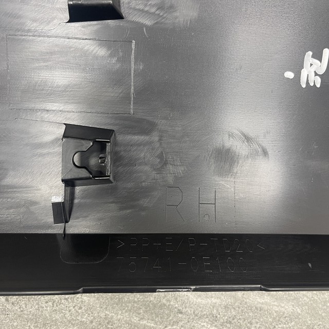 757410E903 Genuine Toyota Moulding RR Door 75741-0e903 for sale online ...