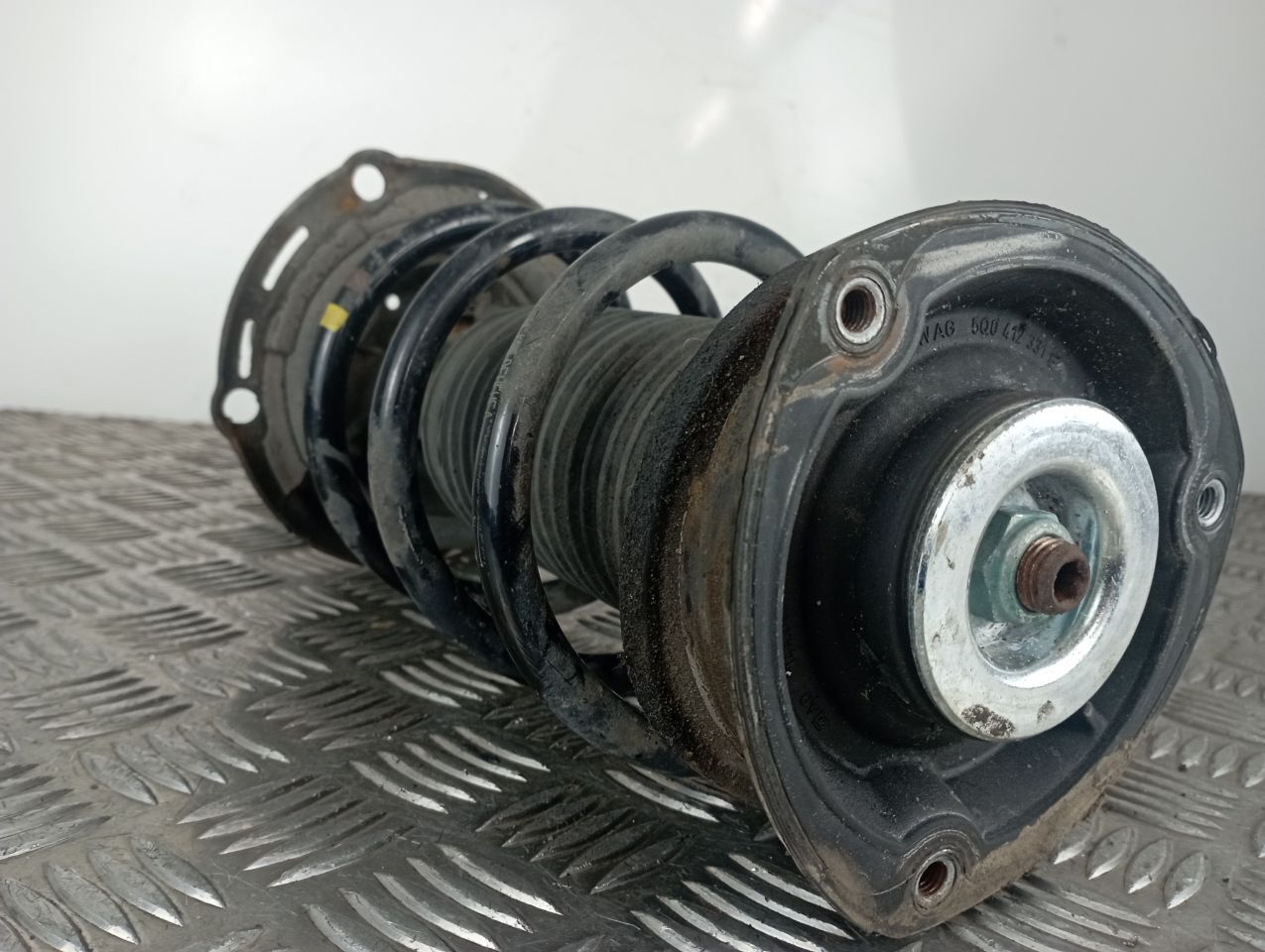 VOLKSWAGEN GOLF VII 5G1,AU1,AU1,AU1,AU2,AU2,AU2 13-20 FRONT SHOCK 5Q0 ...