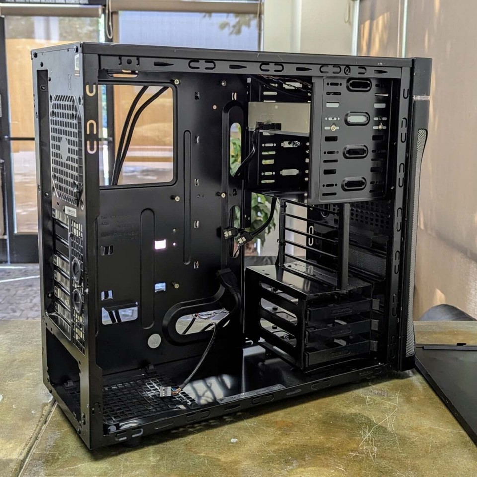 Falcon Northwest Talon ATX Tower Gaming/Server PC Case 8x 5.25" bays w ...