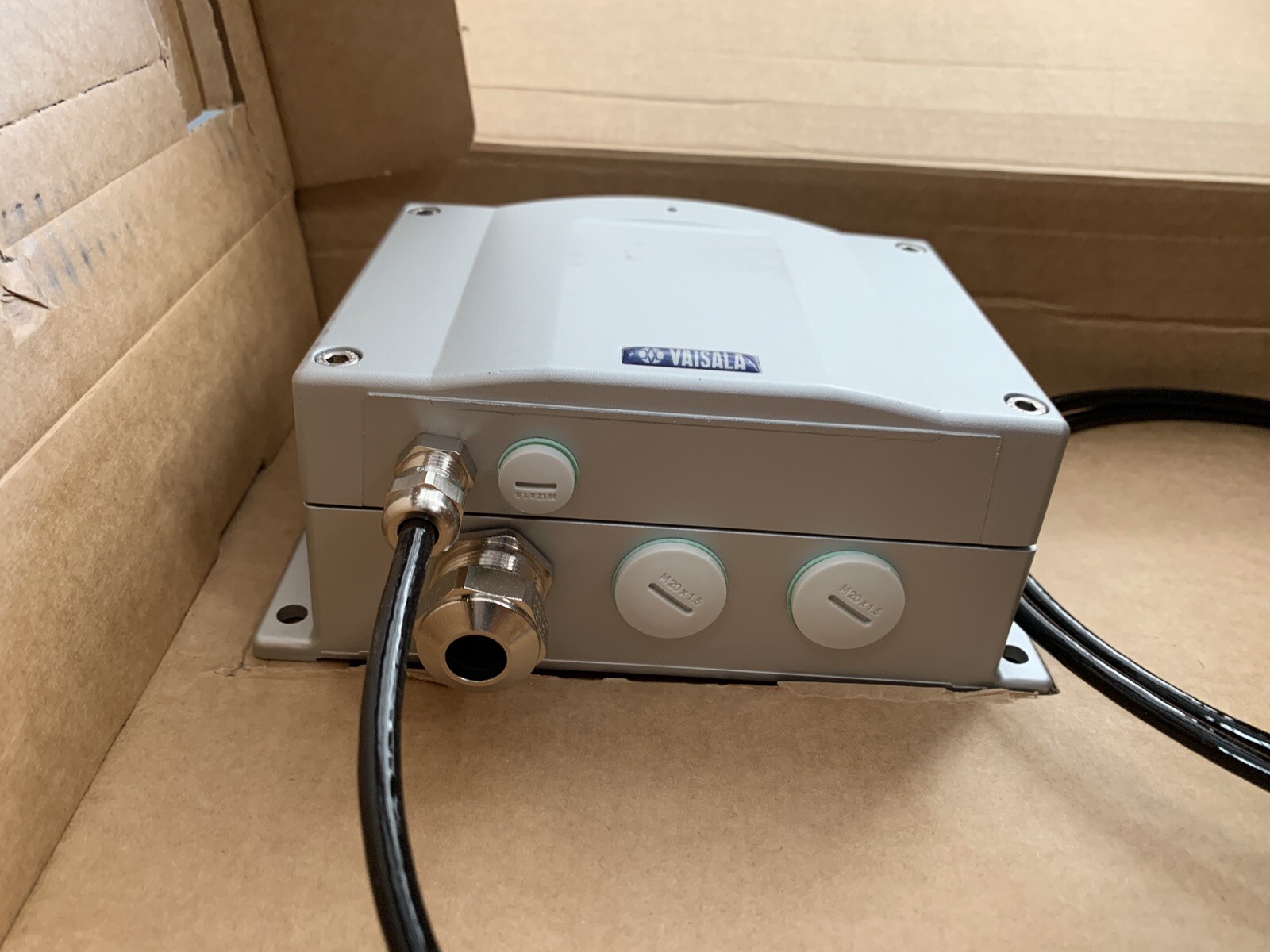 Vaisala HMT330 Humidity and Temperature Transmitter HMT133 ...