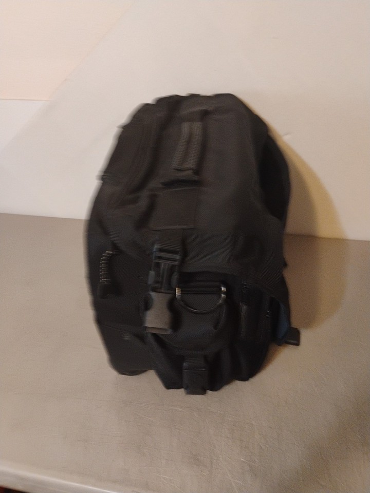 Tamrac 5263 Cyberpro Express Rolling Camera Computer Bag Luggage Case ...