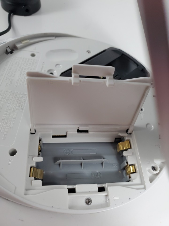 Sony Walkman D-EJ368CK Portable CD Player with RM-MC24C wired remote ...